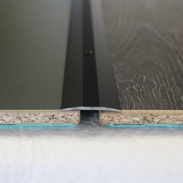 Trojan Coverstrip Flat 900mm Black | DS Supplies